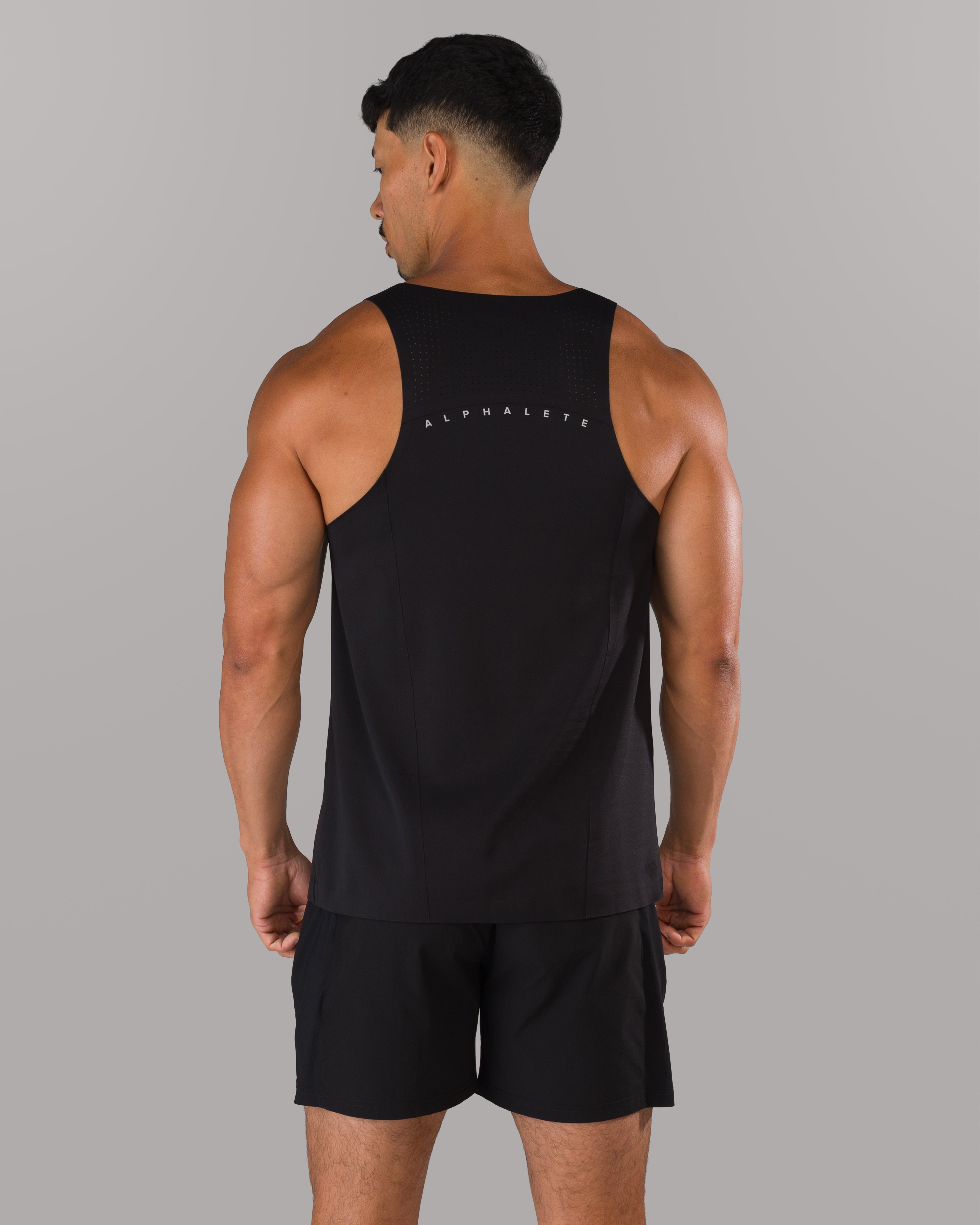 AeroFlex Vault Tank - Black – Alphalete Athletics CA